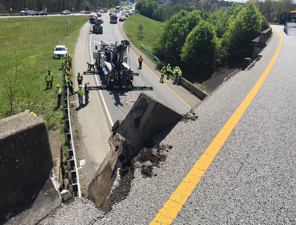 Just A Car Guy: the interstate 75 Southbound lanes have a big problem ...