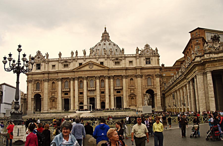 Stock Pictures: Sistine Chapel in the Vatican City in Rome Italy