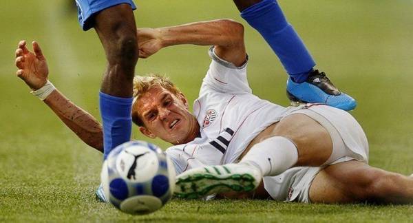 Cool Pictures: The best Image of funny football players.