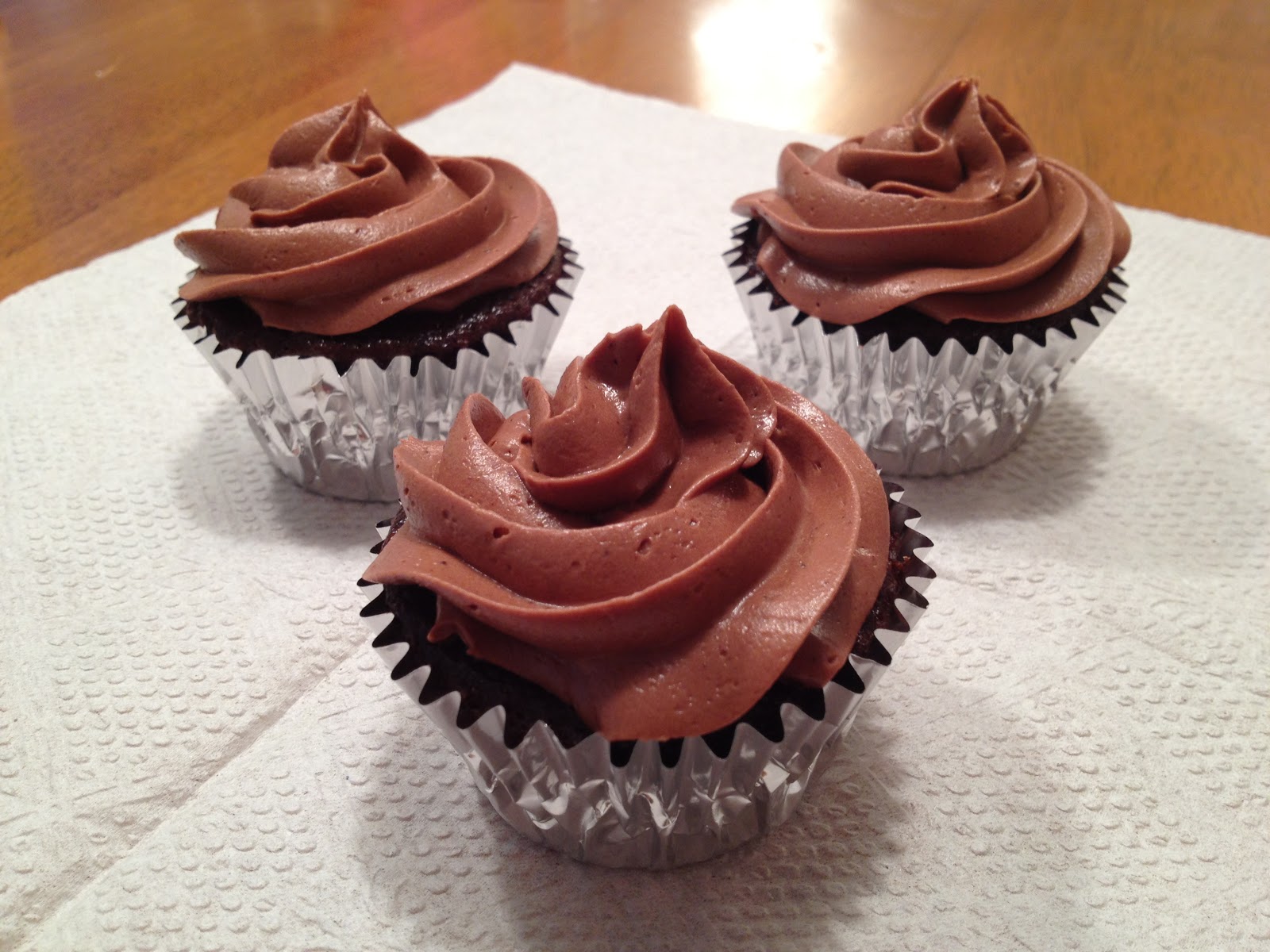 cheriesparetime: Double Chocolate Cupcakes