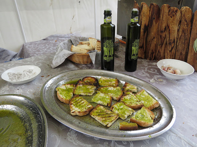 Daily Photo Stream: Fettunta