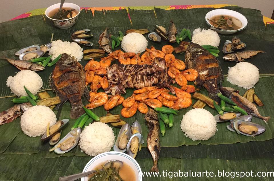 Casa Baluarte Filipino Recipes: Boodle Fight