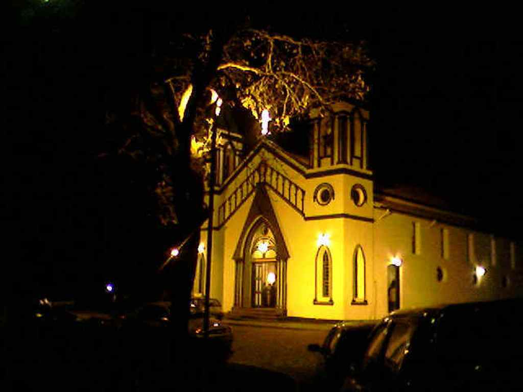 OLHANDO DA JANELA DO TREM: POMPÉU / MINAS GERAIS / BRAZIL (3.908 / 5. ...