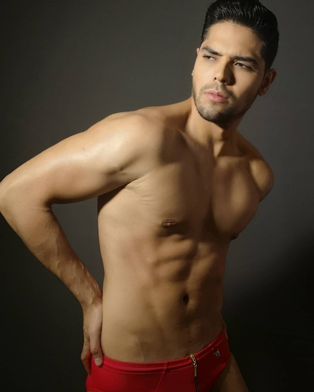 ZAIT REZA | Por Jesús Muñoz - Miss Beauty Mexico