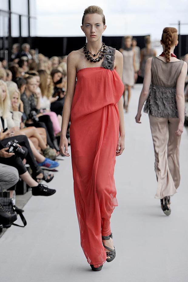 I AM FASHION !!!: Elsa Adams Spring/Summer 2013 Womenswear