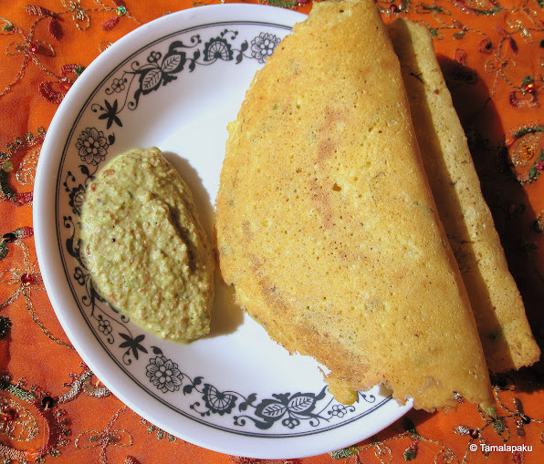 Pesarattu ~ Moong Dal Dosa ~ Tamalapaku
