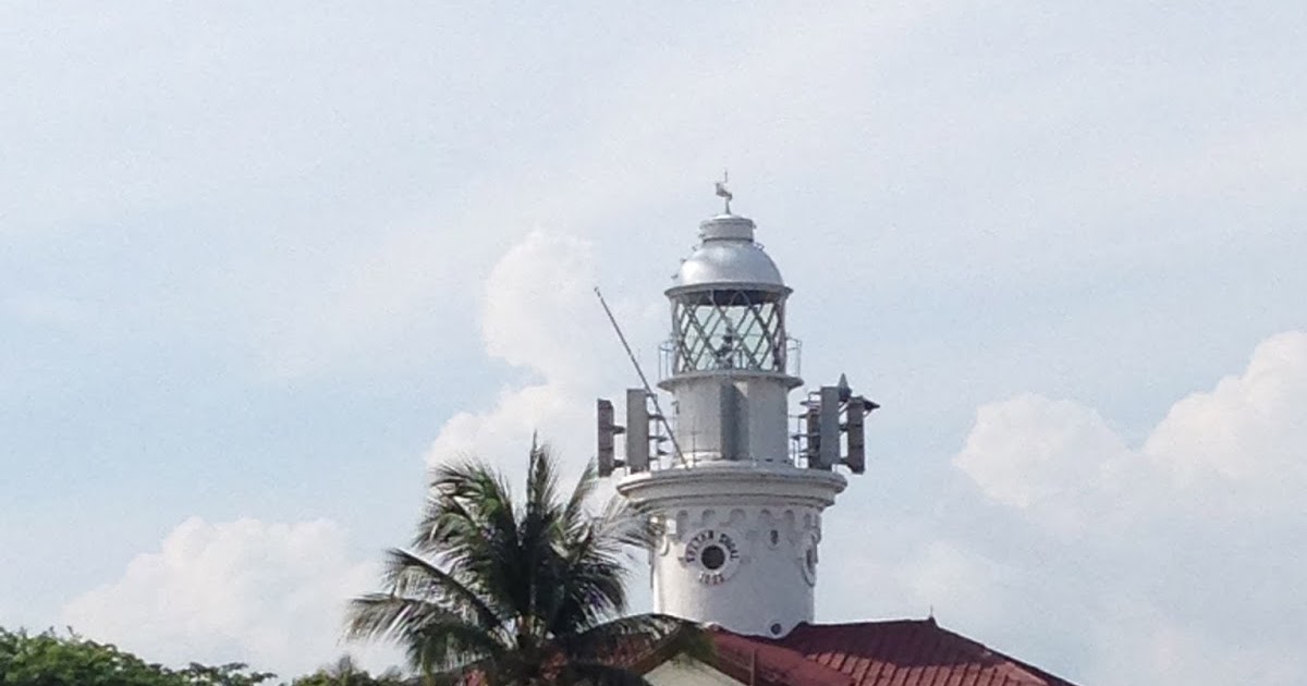 Singapore Trails: [Singapore Islands] Sultan Shoal Lighthouse