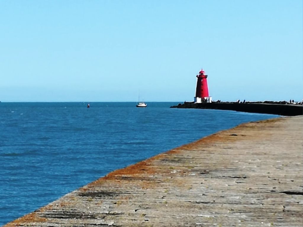 清清的世界旅行圖鑑: 愛爾蘭 都柏林 普爾貝格燈塔 (Poolbeg Lighthouse)、愛爾蘭鎮自然公園 (Irishtown ...