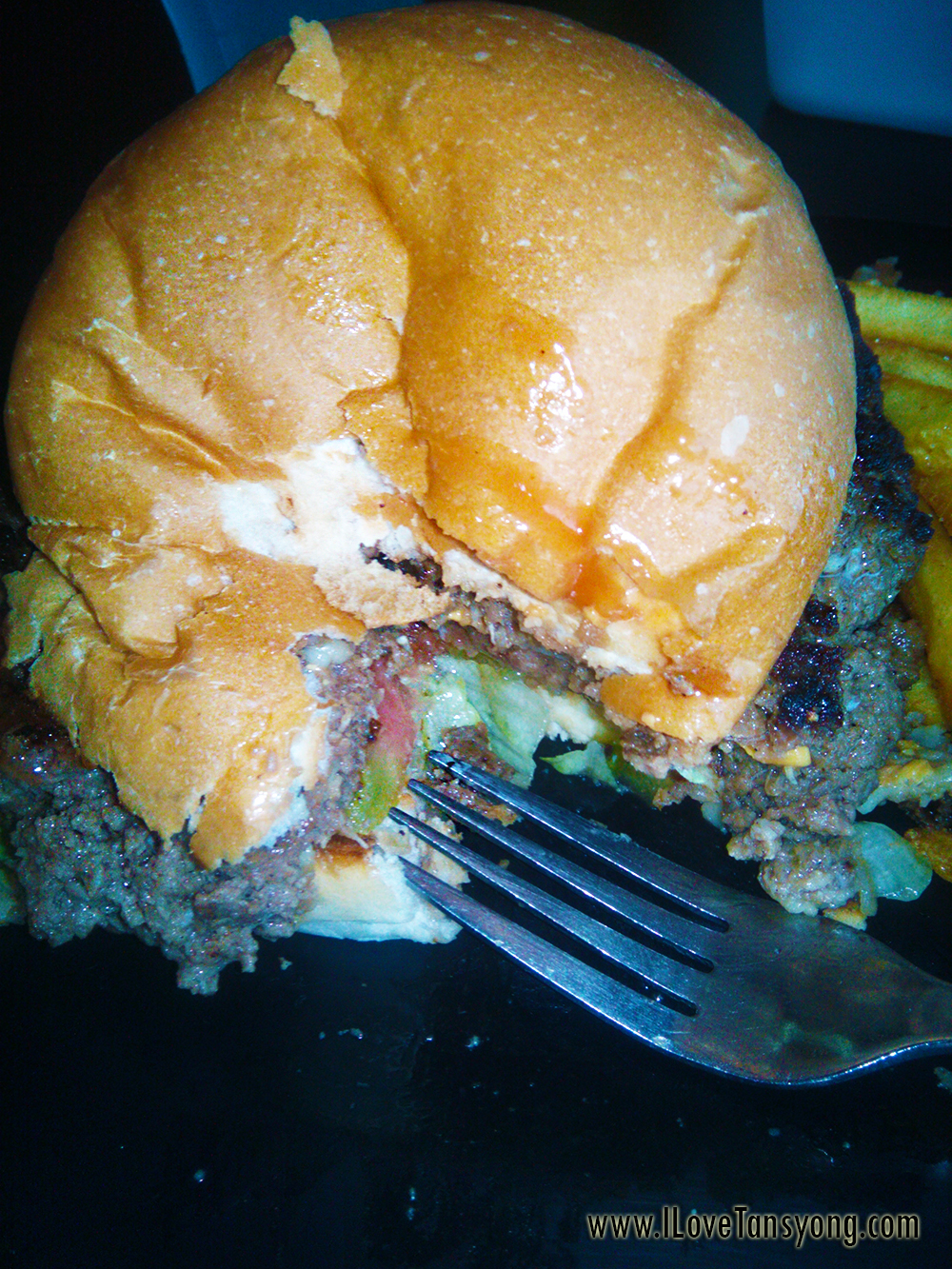 Zark's Burger - Serving The Best Burger In Town - I ♥ Tansyong™
