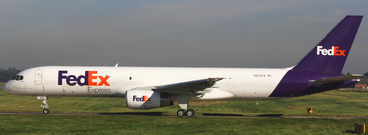 Birmingham Airport Photo Blog: Friday 10 August 2012 - FedEx Boeing ...