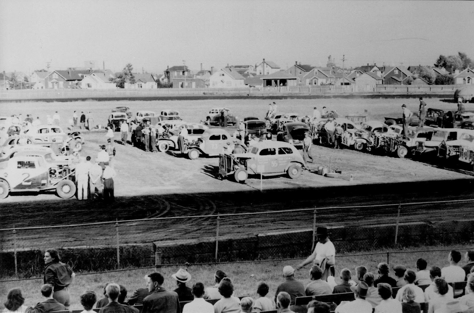 HOT RODS and JALOPIES: TOM DOW - Racing, Winning and Flying.....Part 2