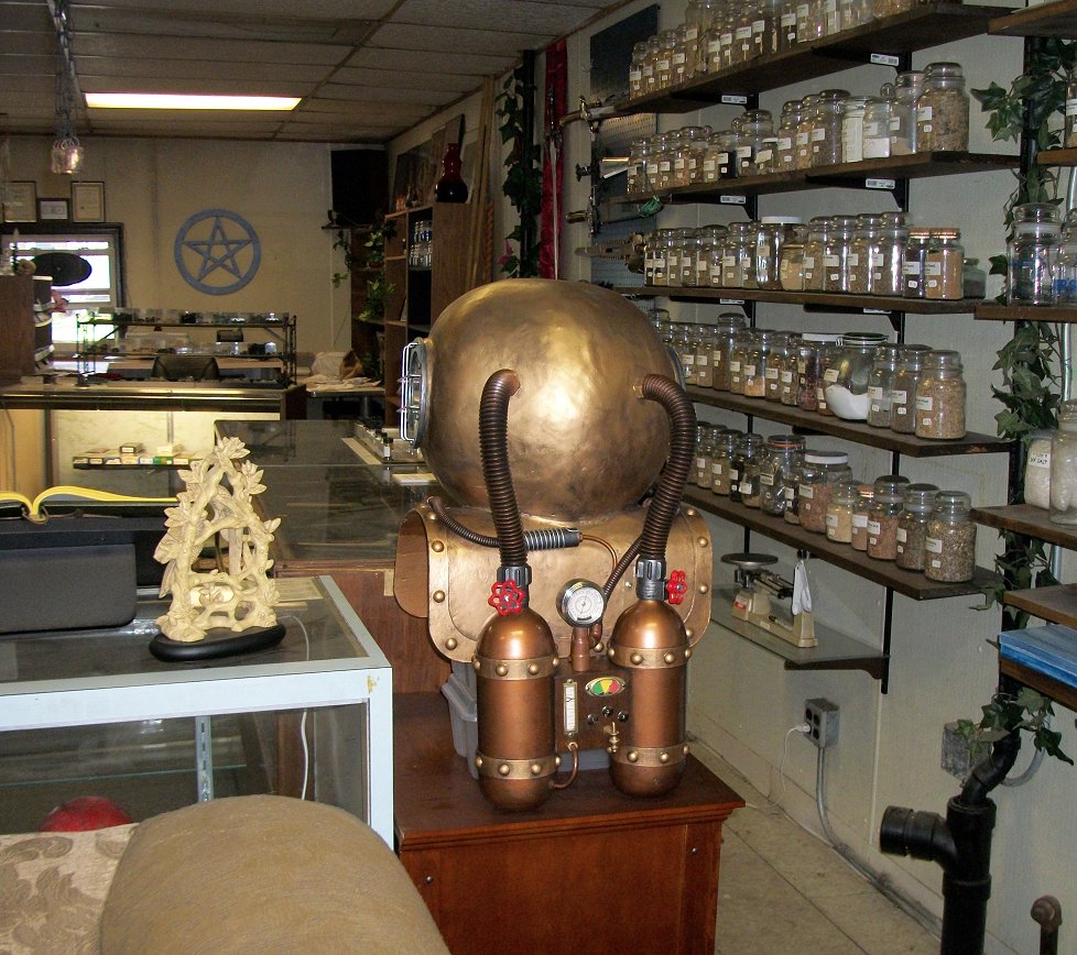 MRX Designs: Steampunk Diving (Space) Helmet (pt.5)