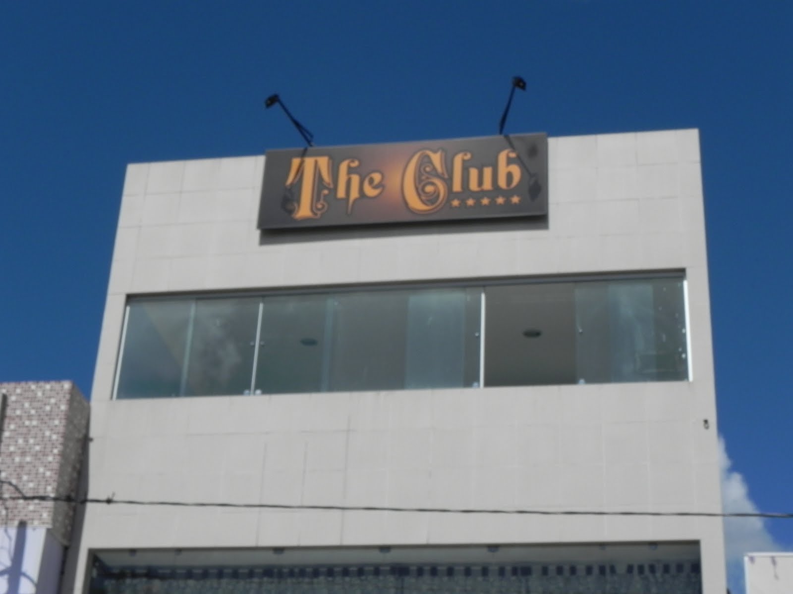 The Club: Localização The Club...