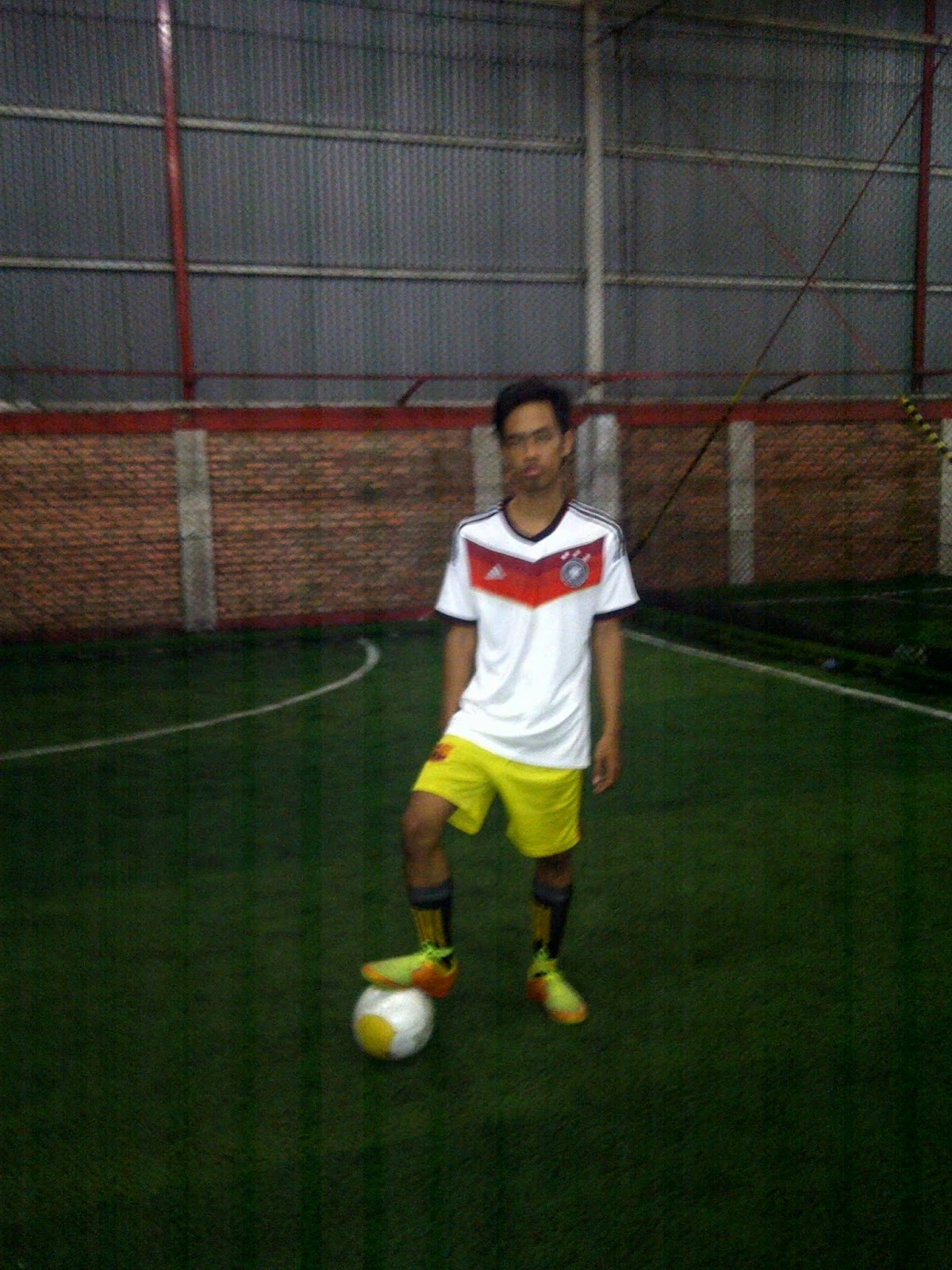 SEJARAH OLAHRAGA FUTSAL | Indhie Inside28