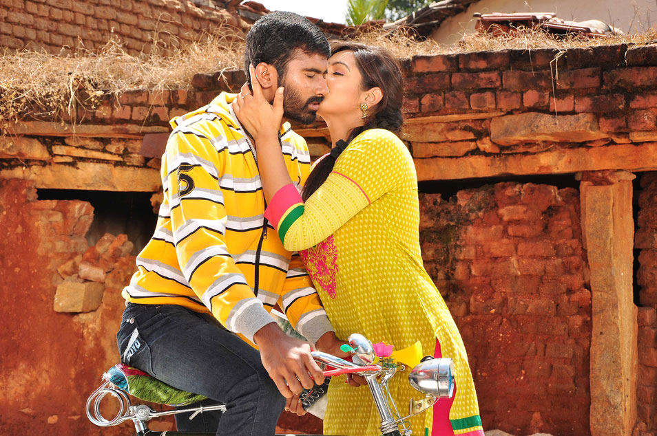 BOLLYWOOD CINEMA PHOTOS | NEWS | MORE: Kannada movie Bangari stills ...