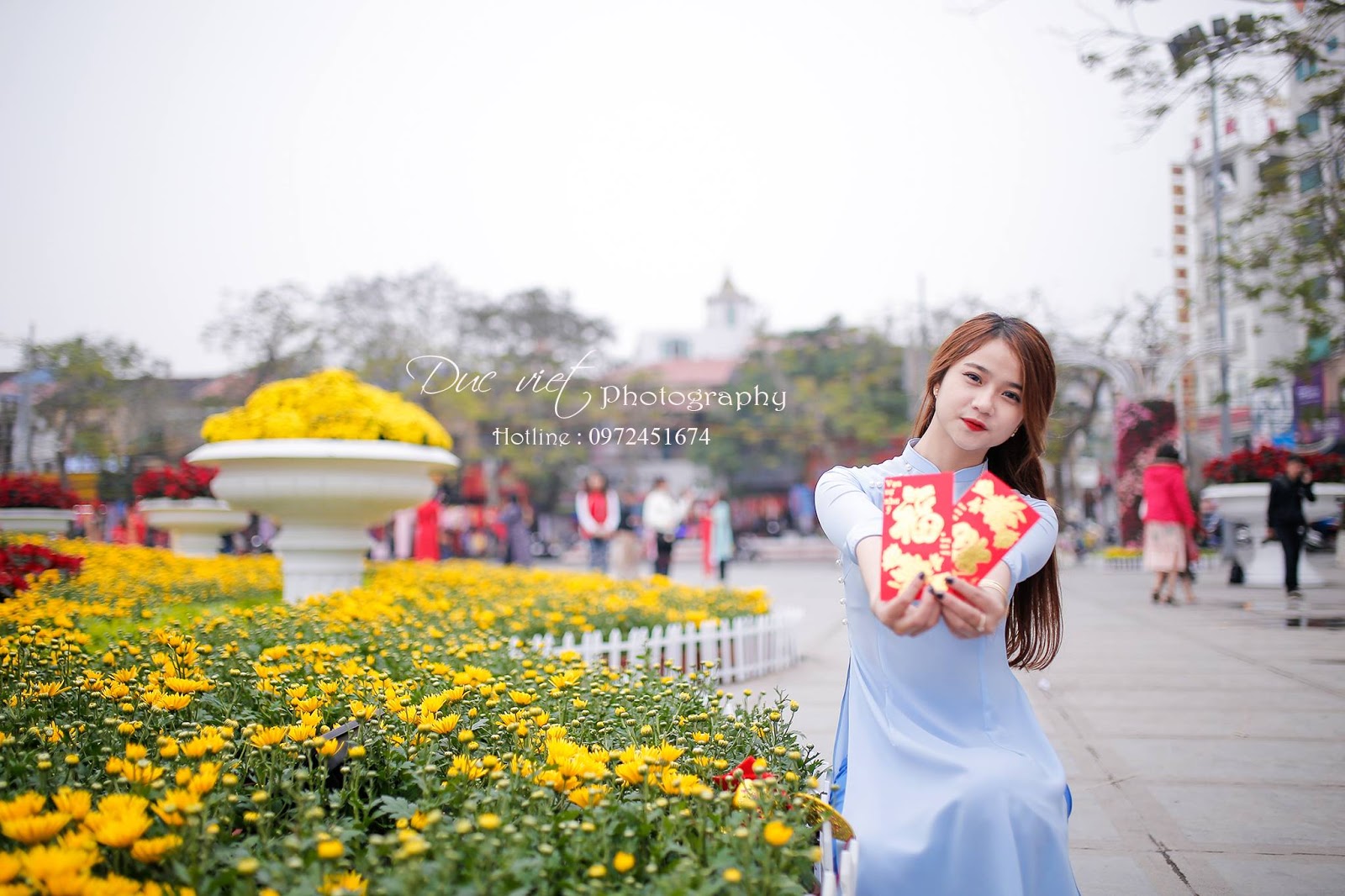 Bông Nguyễn - Em đẹp hông có sửa người ta chê em hổng có cửa | Dân 47 ...