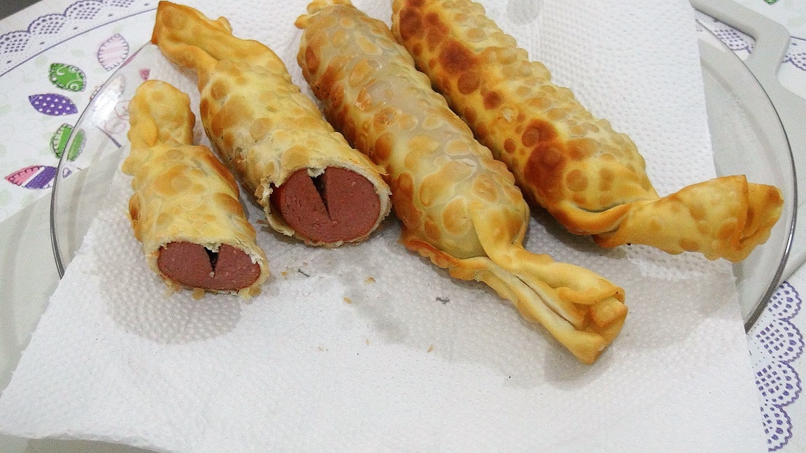 Flores e Flores: Receita de Rolinho de Salsicha - muito fácil