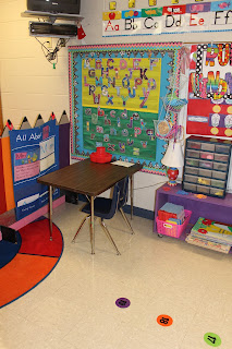 Mrs. Lee's Kindergarten: Classroom Digs! Finally!