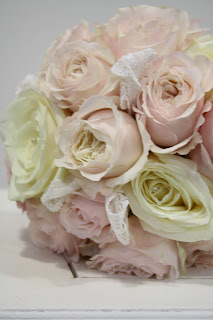 The Blossom Tree: David Austin Keira Roses