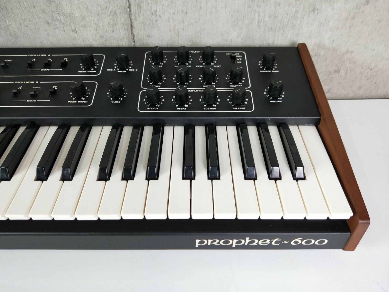 MATRIXSYNTH: Sequential Circuits Prophet 600 Synthesizer SN 1189