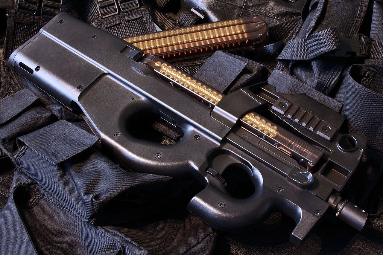 FN P90 - Firearms