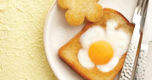 In en om die huis: Eier gebak in gebraaide brood