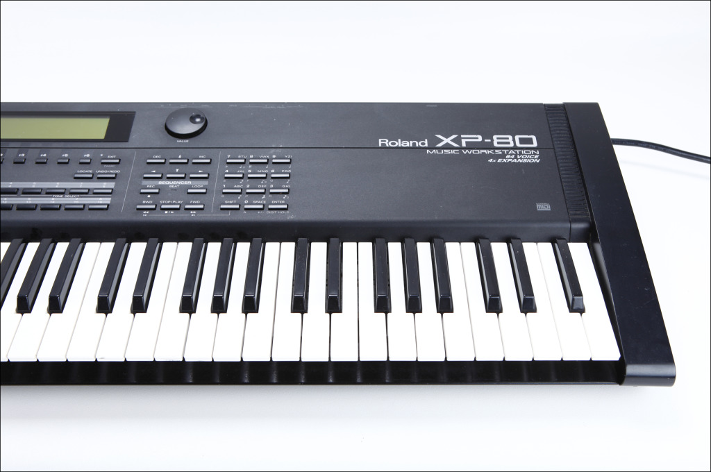 MATRIXSYNTH: Roland XP-80 Keyboard Synthesizer