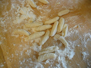 La Buona Cucina: Homemade Cavatelli w/ a machine