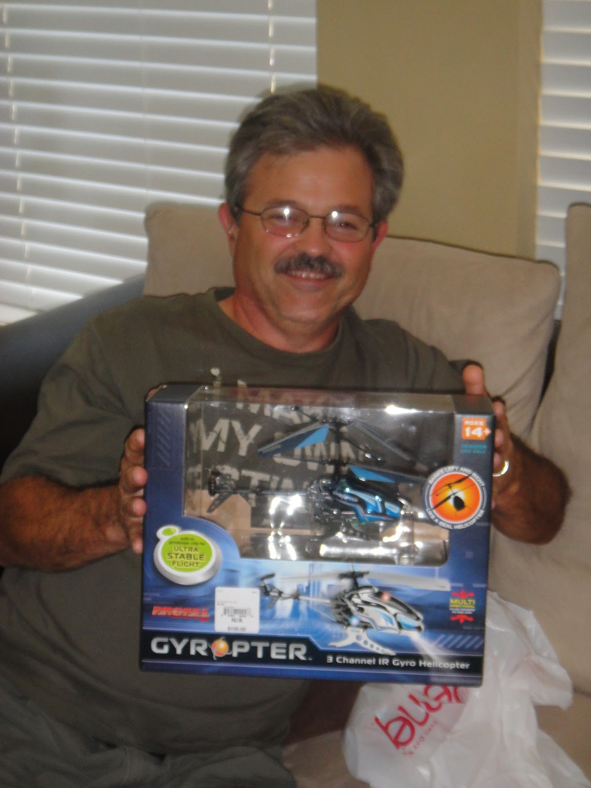 The Carlson Family: Newborns ROCK...Ryker's first couple weeks at home