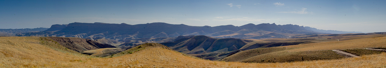 tritt um tritt: Turkmenistan - in einem Land vor unserer Zeit