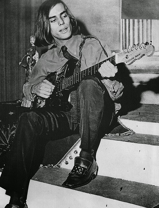 Variações para 4: Ronnie Von - Ousadia Reconhecida (Antes Tarde do que ...