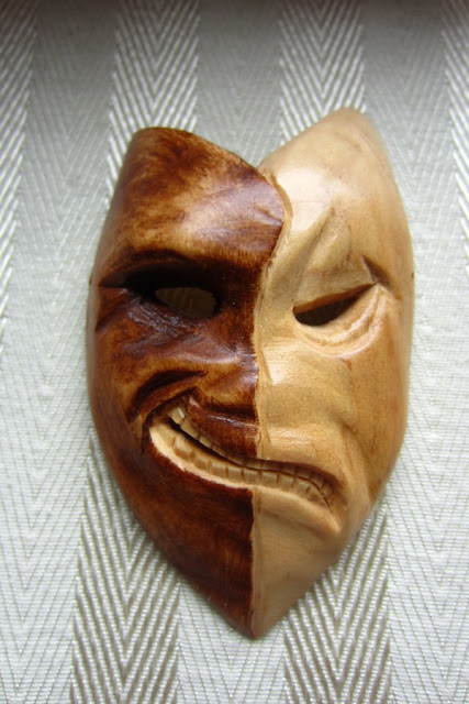 Ales the woodcarver: Mask of Olidammara