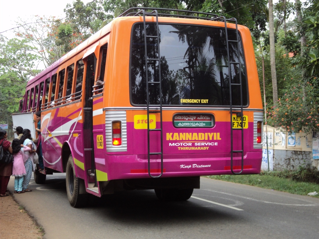 Buses in Kerala: October 2012