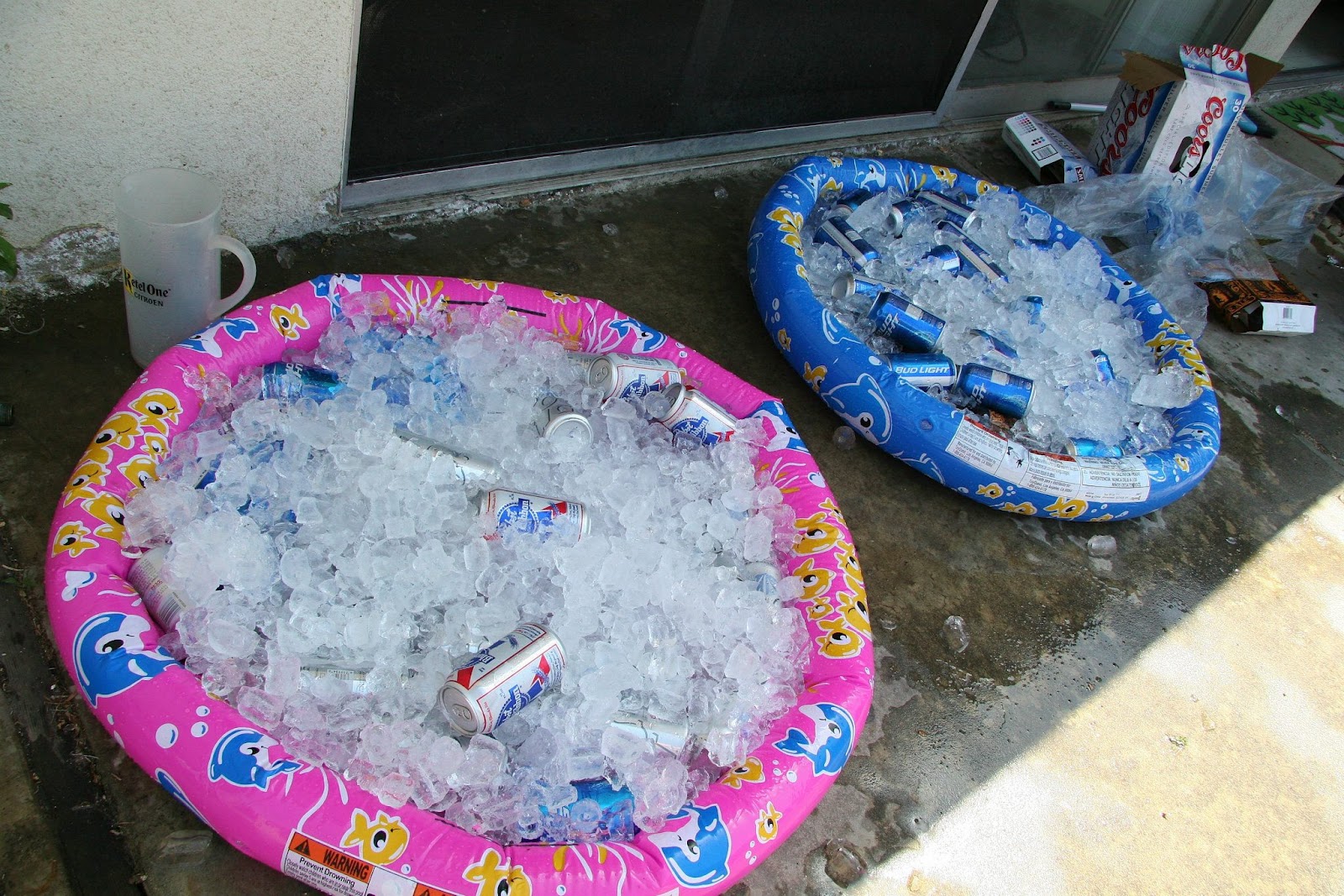 Kate and Oli: WHITE TRASH BIRTHDAY BASH!