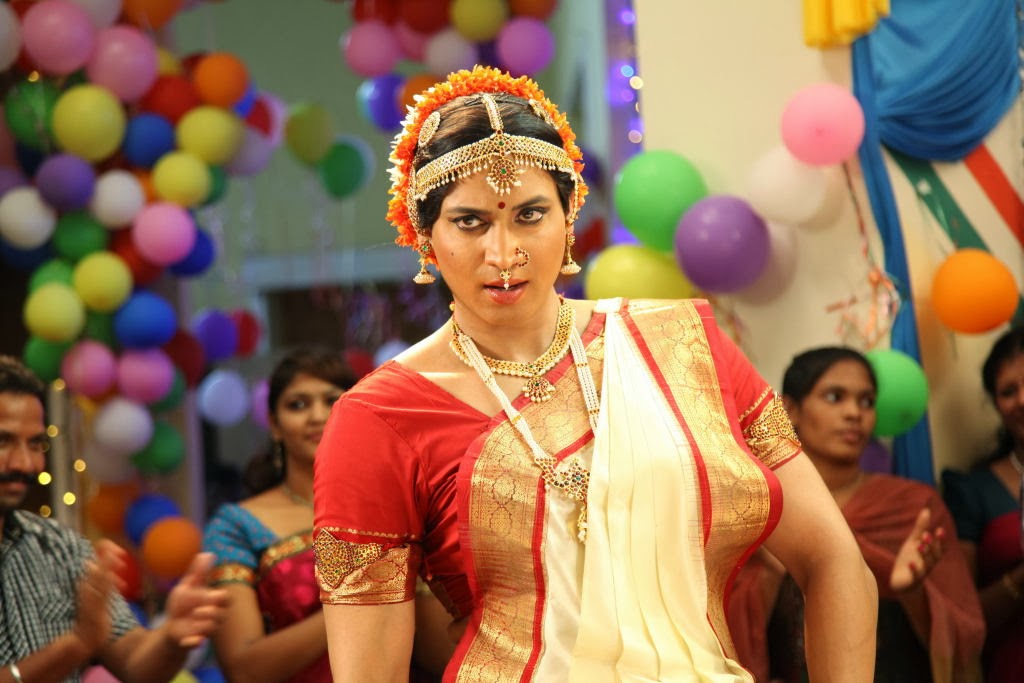 Sumanth Lady Getup Photos in Emo Gurram Egaravachu Movie | Tollywood Idle