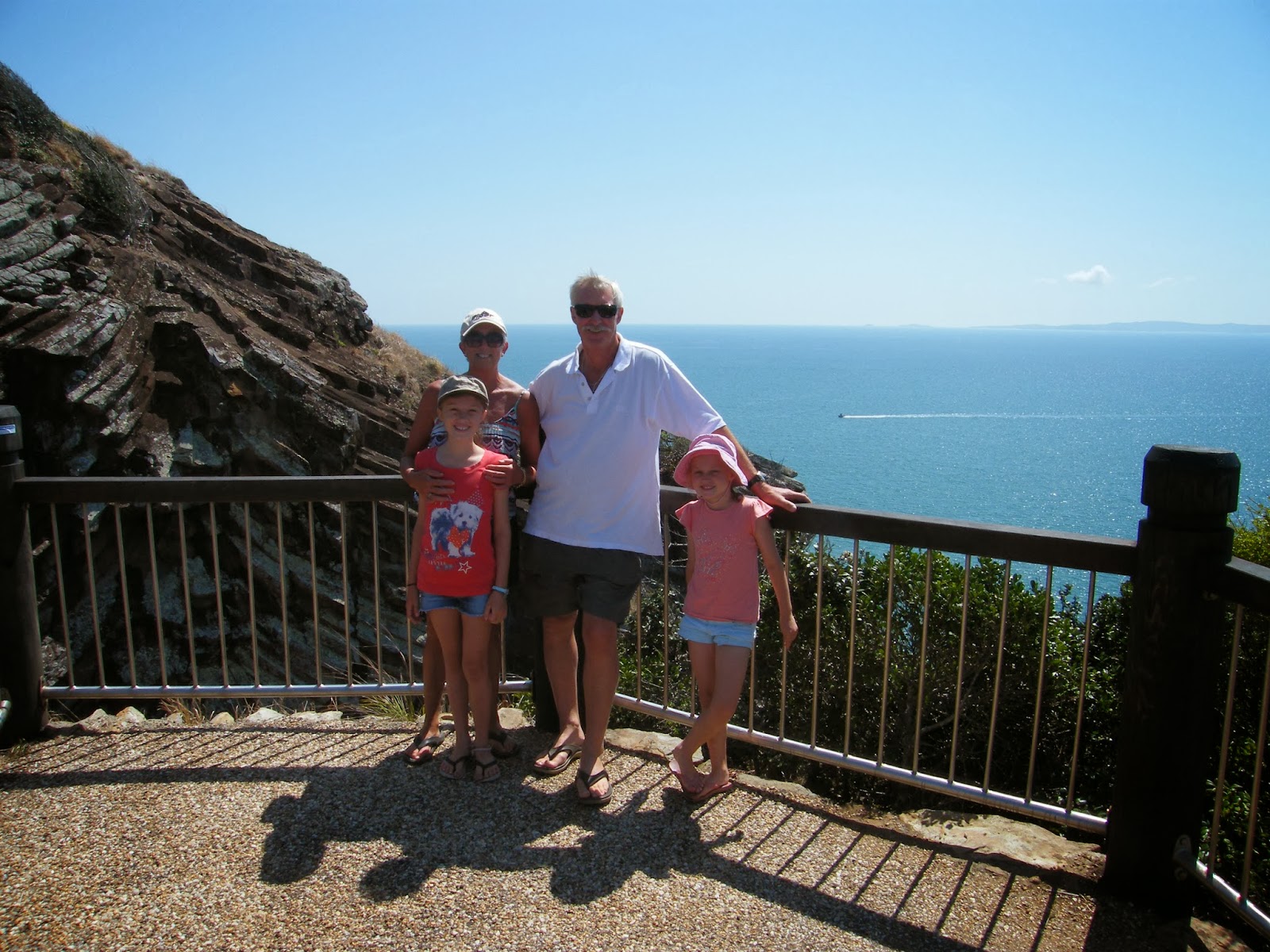 BJ and Noelle Travel Oz : Yeppoon - Glebe Weir (Taroom), QUEENSLAND