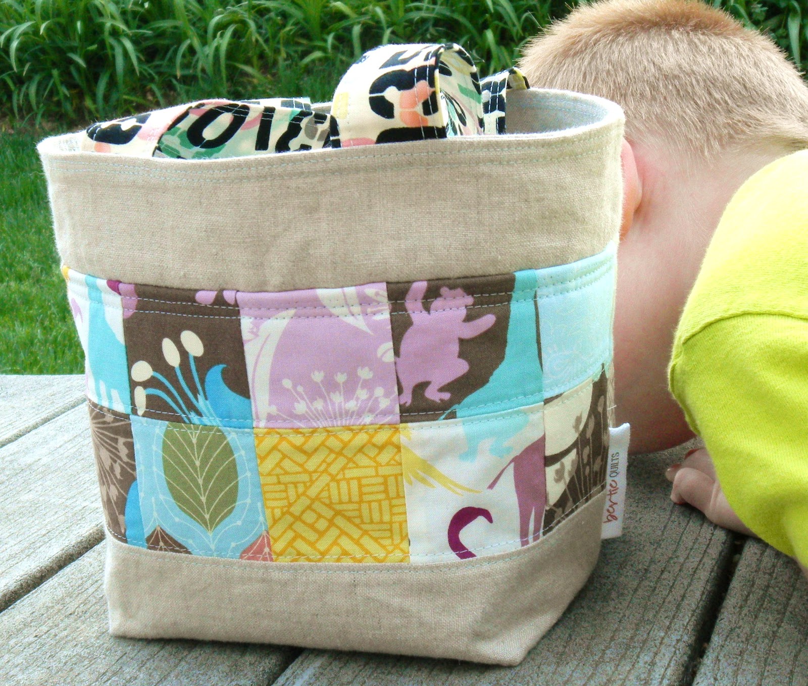 modest creations by michelle: a lunch bag {patchwork style}