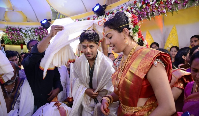 Talented Singer Geetha Madhuri and Actor Nandu Wedding Glimpses ...