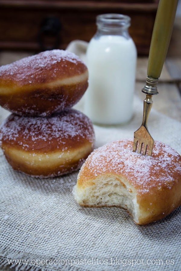 Berlinas rellenas de crema pastelera | Cocina
