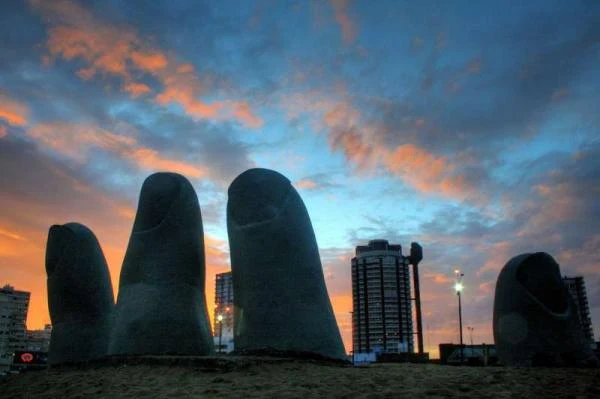 Mario Irarrázabal, 1940 | Figurative sculptor | Tutt'Art@ | Pittura ...