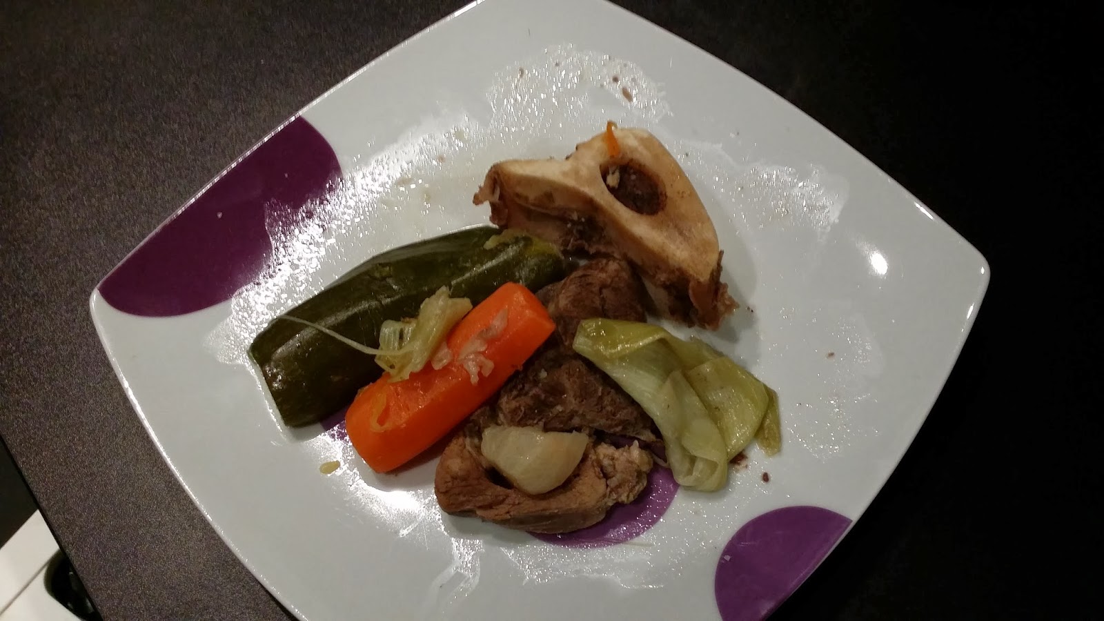 VOUS ALLEZ BIEN RESTER MANGER !?!?: Pot au feu