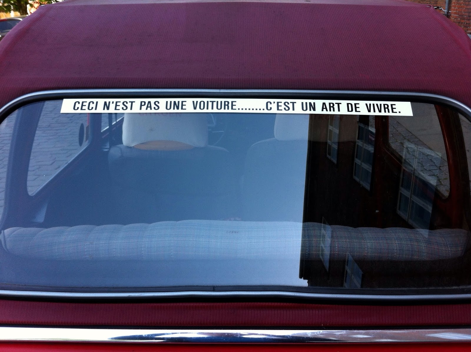 Art Maniac: La trahison des images