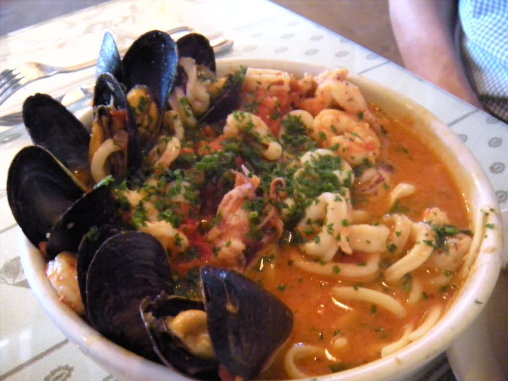 A Food Dilettante's Musings: Birthday at Enoteca Vespaio