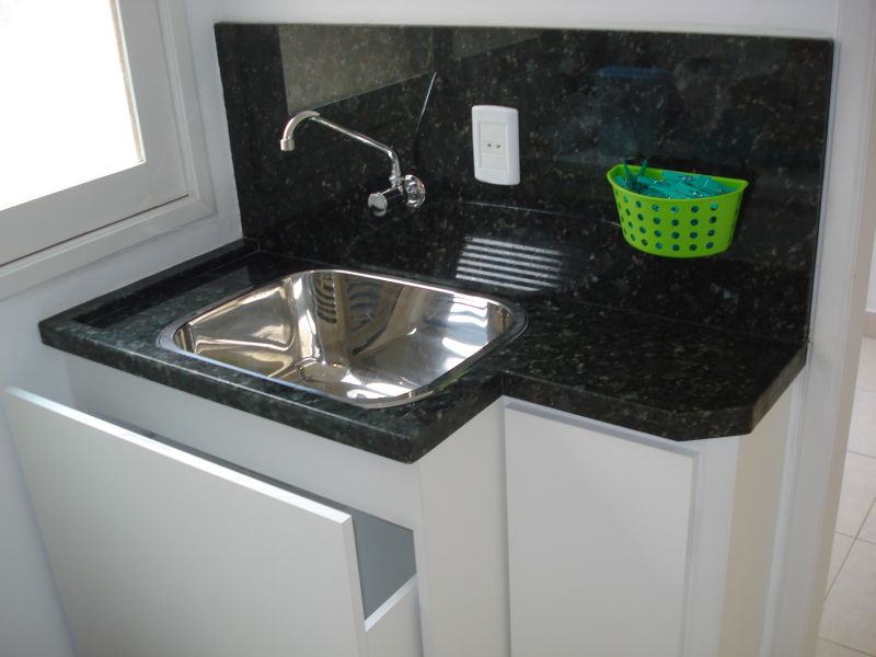 Lavanderia com tanque embutido! — Casa Decorada - Blog de Ideias