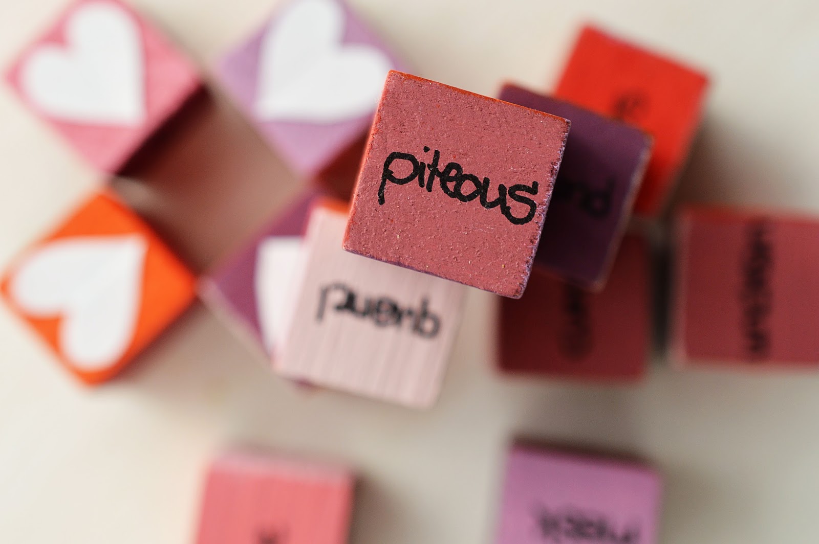 "thus with a kiss I die" | DIY STORY CUBES - Motte