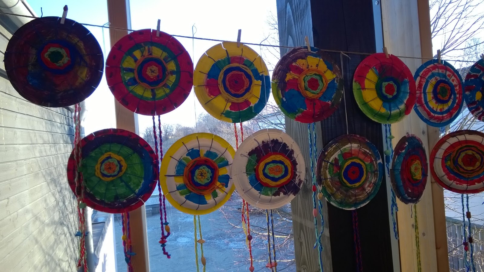 Kunst og håndverk Cicignon: Rundvev i samiske farger, ble en ...