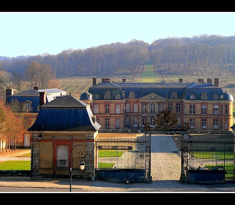 Les Châteaux Royaux , Seigneuriaux et les villes Royales, Historique en ...