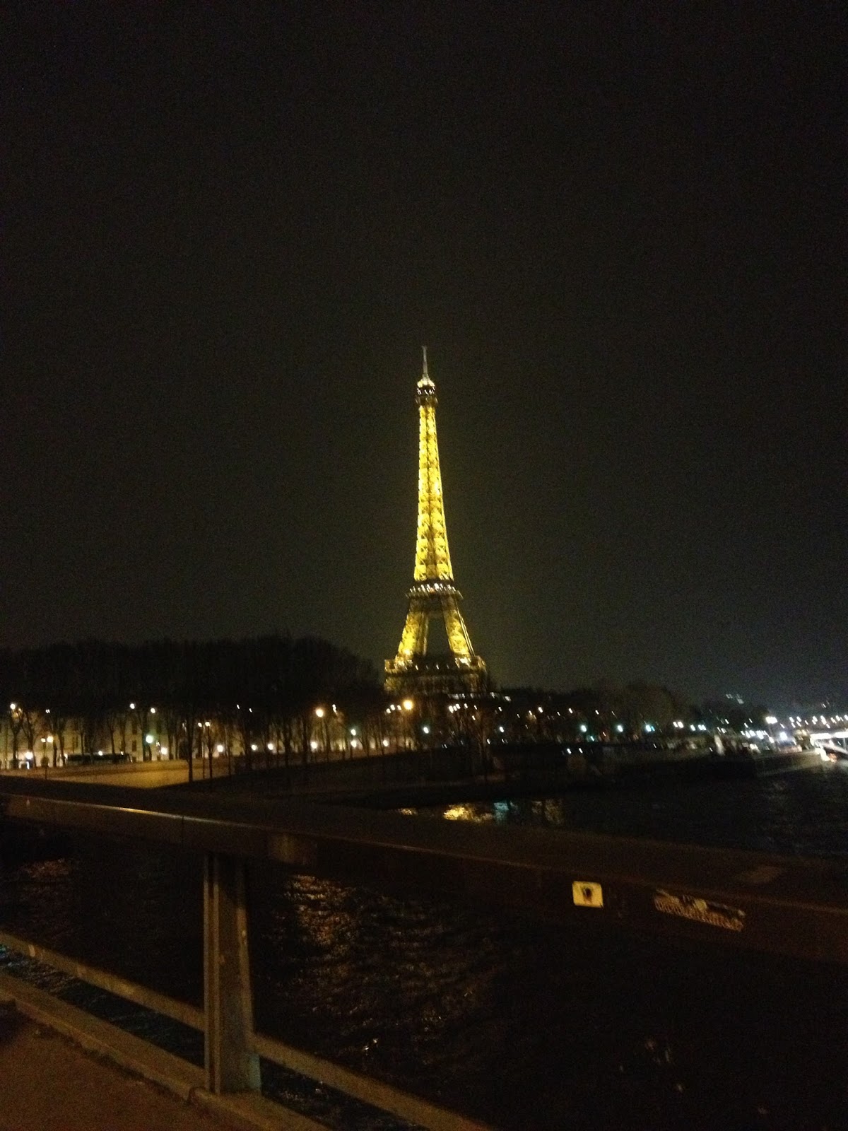 Kathryn Maria: July 2013