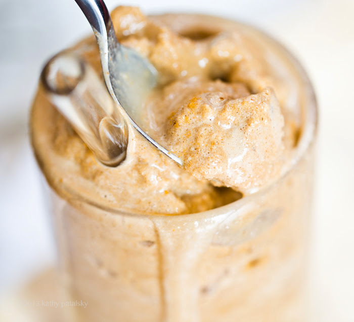 My Fave Vegan Coffee Shake: Walnut. Cinnamon. Mocha. - HealthyHappyLife.com