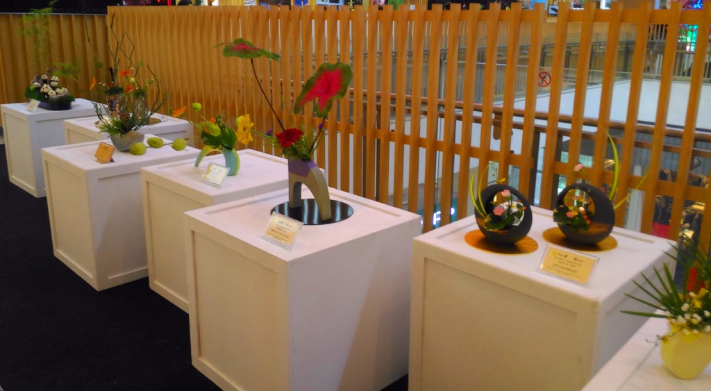 IKEBANA, A 500 OVER YEAR OLD TRADITION, ON SHOWCASE BY IKENOBO IN ...